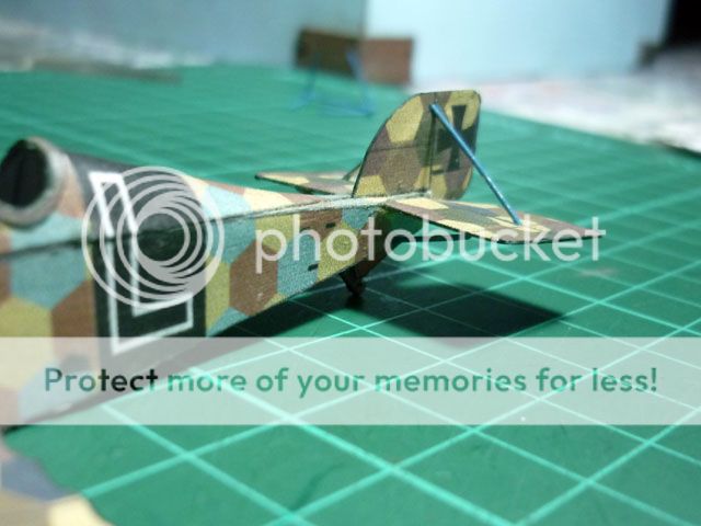 Maquetas y modelismo en papel - Aviatik berg D1 reescalado a 1/72 ...